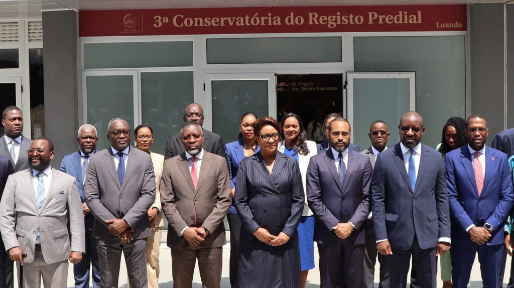 BDA - O Banco de Desenvolvimento de Angola » Nova Conservatória e ...